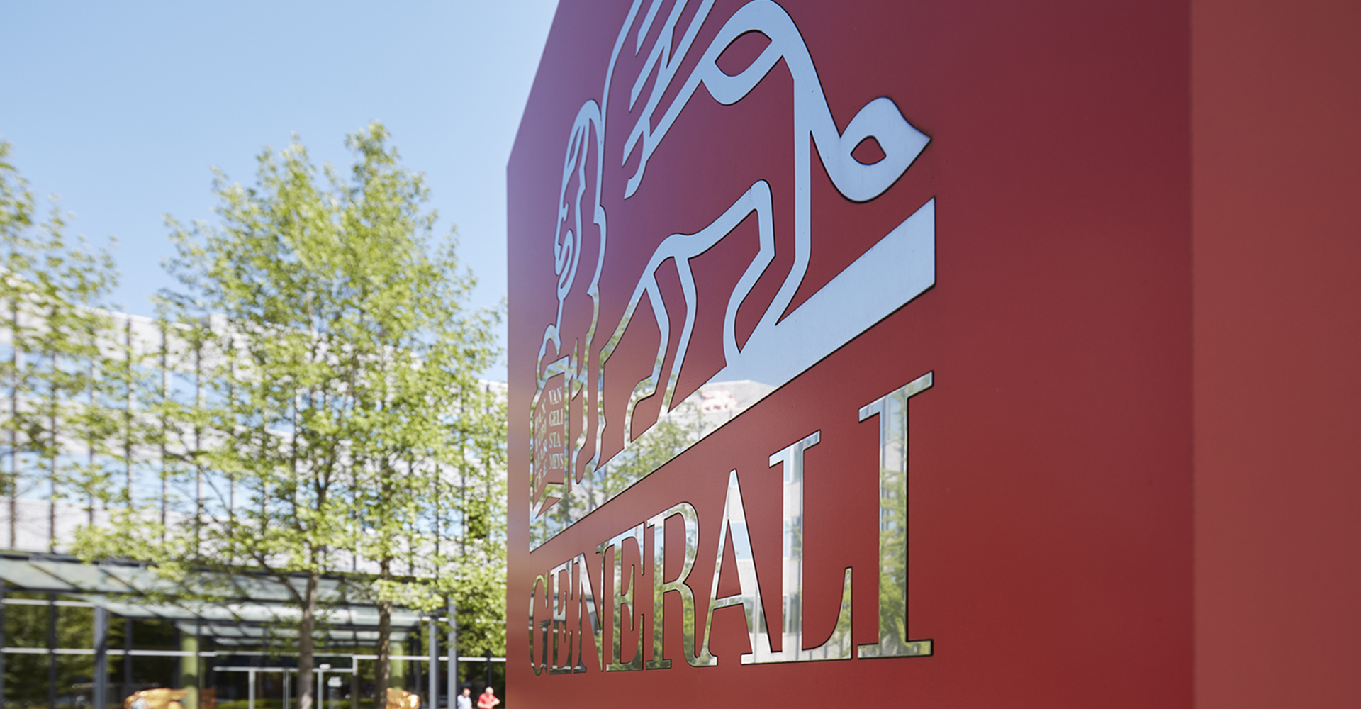 Authentifizierung und Zugriffskontrolle in den Kundenportalen und Apps ...